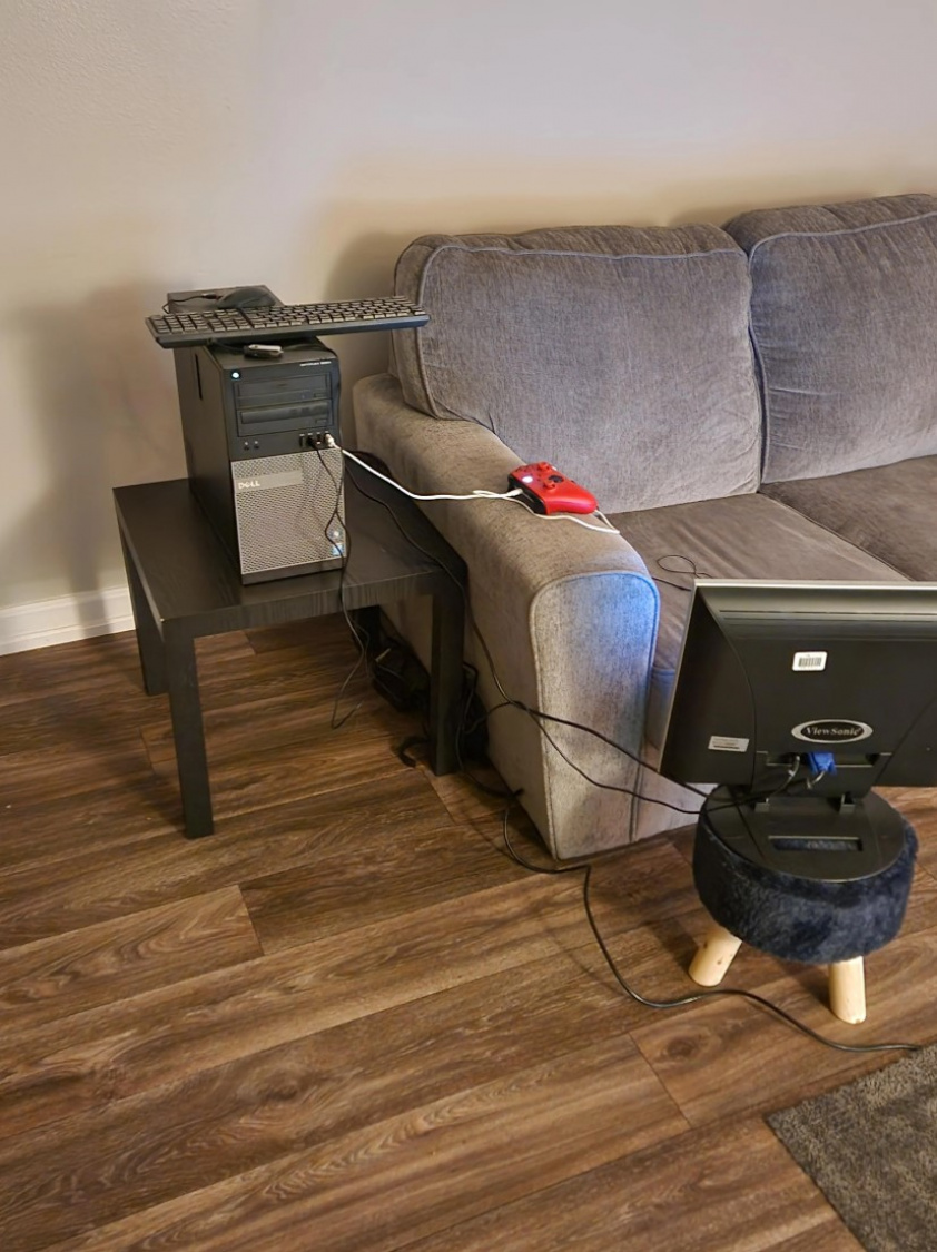 20 of the Worst PC Setups - November 2023 | ThinkComputers.org